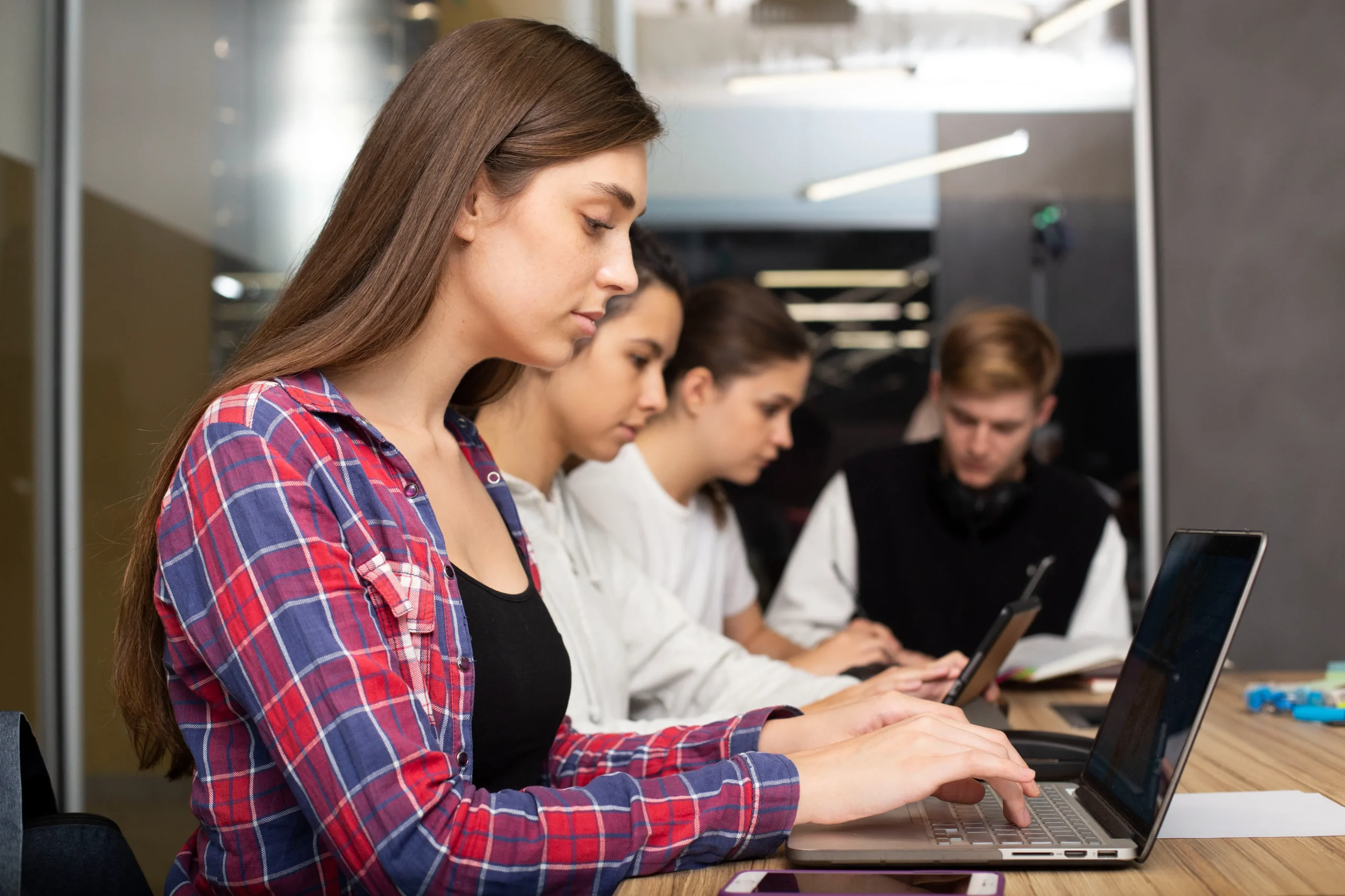 OPT（Optional Practical Training）とは？取得条件や申請方法について | アメリカ大学留学・編入サポートならU-LABO